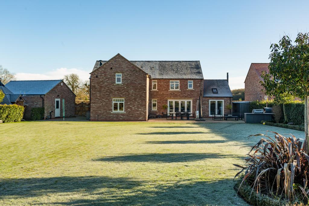 School Lane, Bolton Percy, York, YO23 5 bed detached house for sale - £ ...