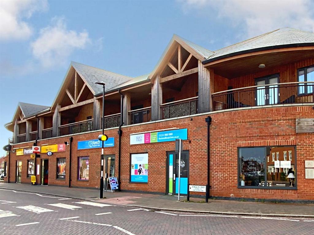 Roman Gate, Great Denham, Bedford 2 bed apartment - £245,000
