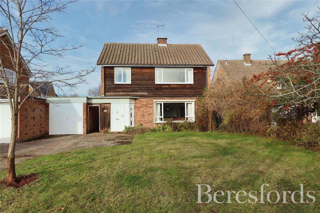 Springfield Road, Chelmsford, CM2 3 bed detached house - £695,000