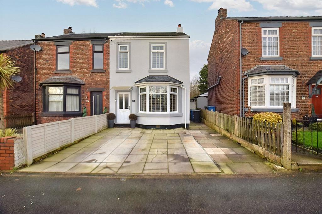 Sandy Lane, Runcorn 3 bed semi-detached house for sale - £180,000