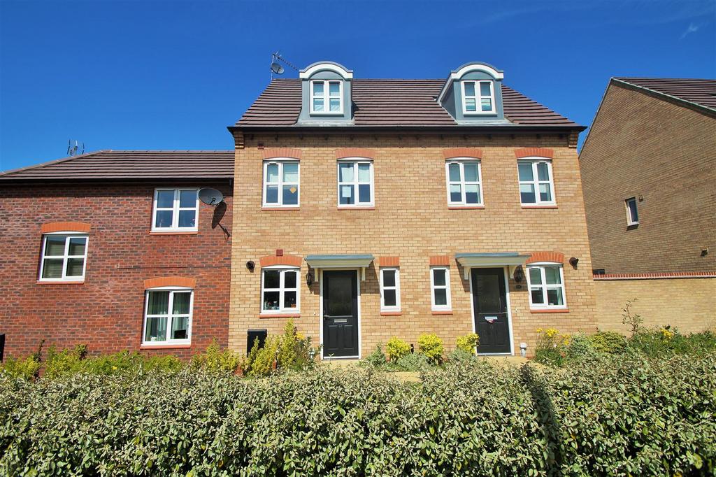 Sunbeam Way, Coventry CV3 3 bed townhouse - £260,000