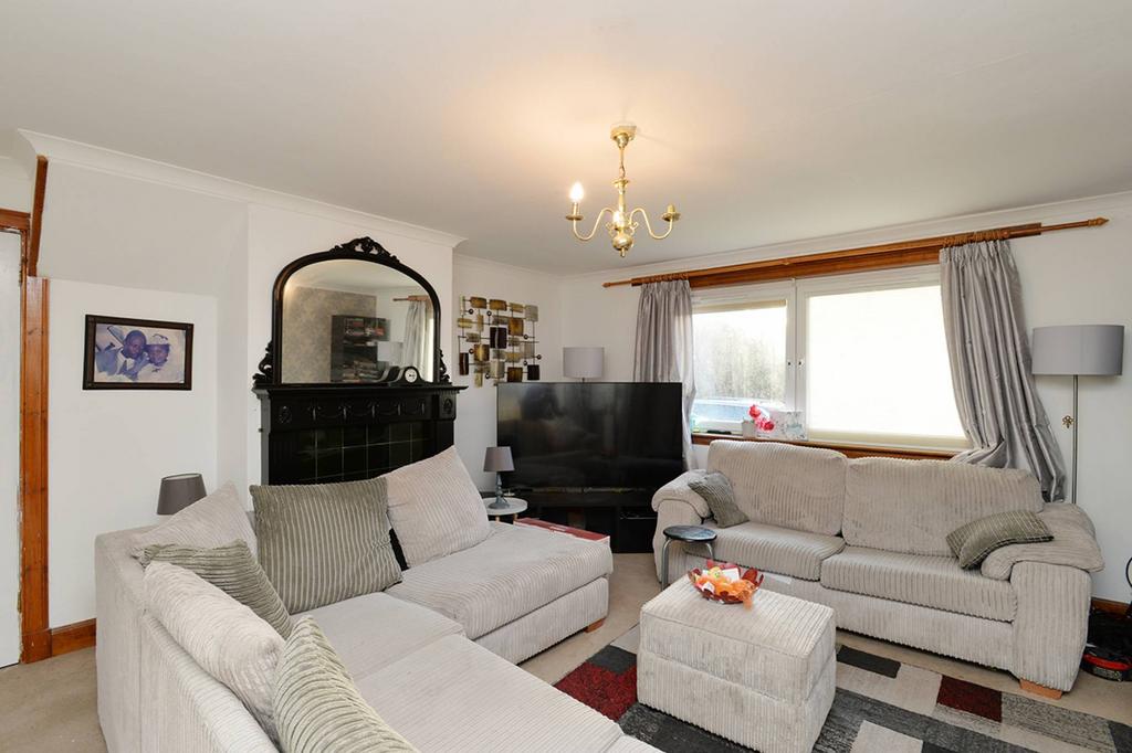 48b Gilmerton Dykes Drive, Gilmerton, Edinburgh, EH17 8LE 4 bed ...