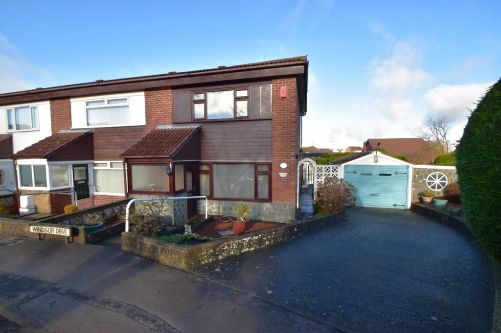 Windsor Drive, Catchgate, Stanley 2 bed end of terrace house - £110,000