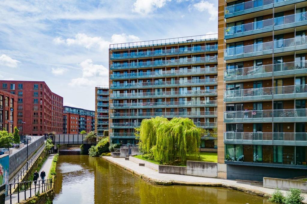 St Georges Island, 3 Kelso Place... 2 bed flat - £1,250 pcm (£288 pw)