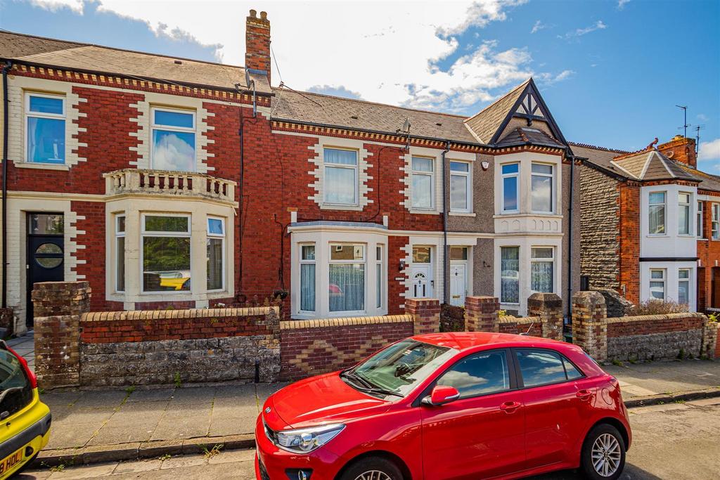 Dingle Road, Penarth CF64 4 bed terraced house - £455,000