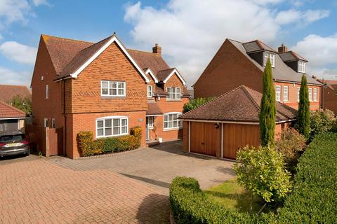 Houses for sale in Kings Hill | OnTheMarket