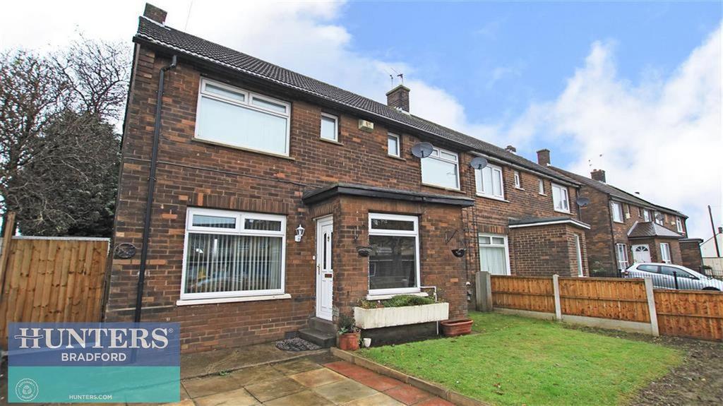 REF TN - Broadstone Way Holme Wood... 4 bed semi-detached house - £135,000