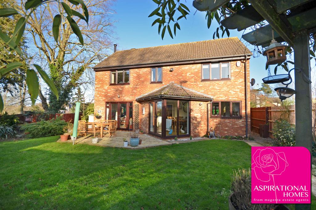 Hill House Gardens, Stanwick 4 bed detached house for sale - £525,000