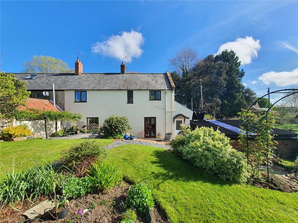 Tail Mill Lane, Merriott, TA16 3 bed end of terrace house - £440,000