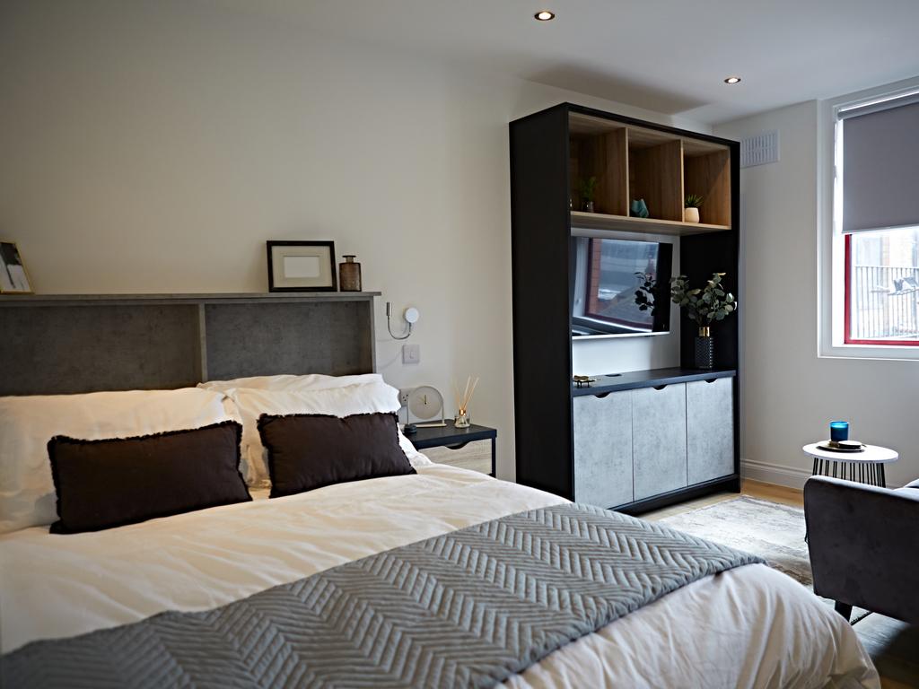 Apt 31, 113 The Headrow, 113 The... Studio - £899 pcm (£207 pw)