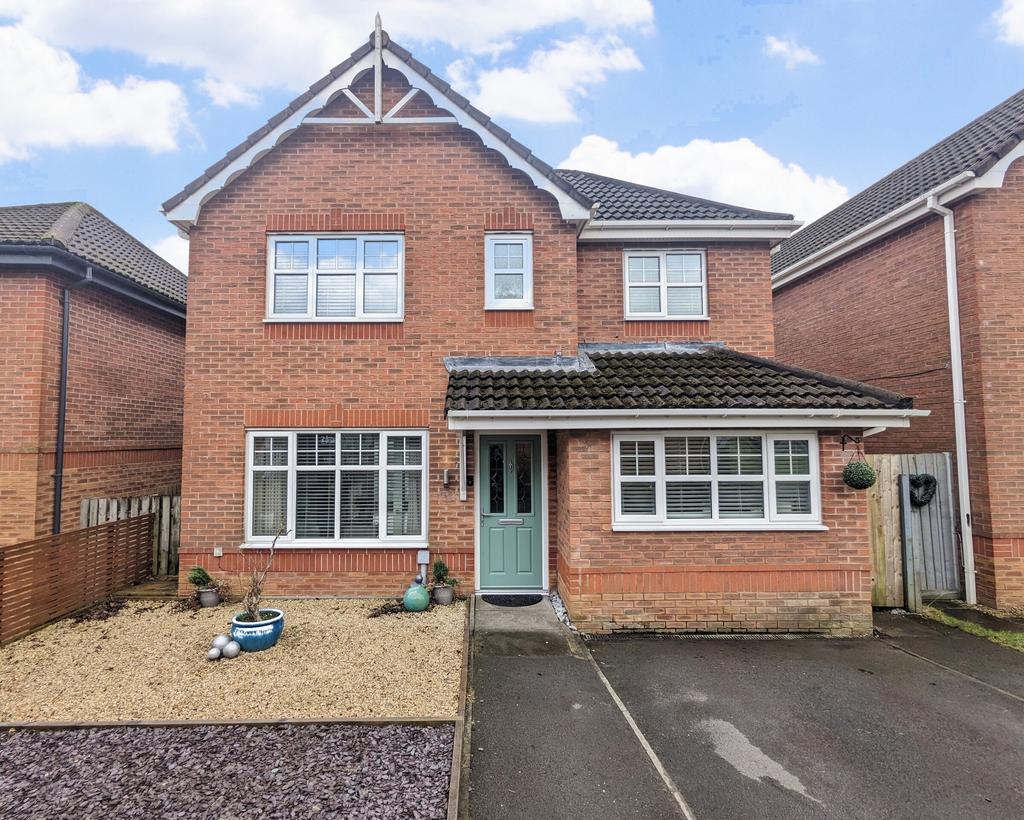 Merthyr Tydfil CF47 3 bed detached house - £290,000