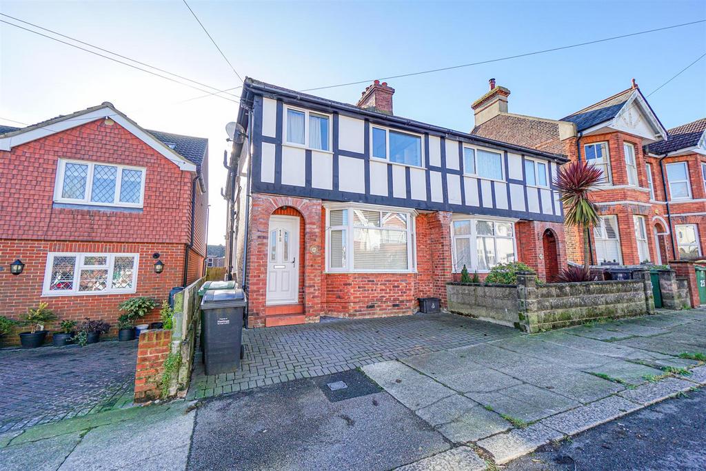 Burry Road St Leonards On Sea 3 Bed Semi Detached House For Sale £