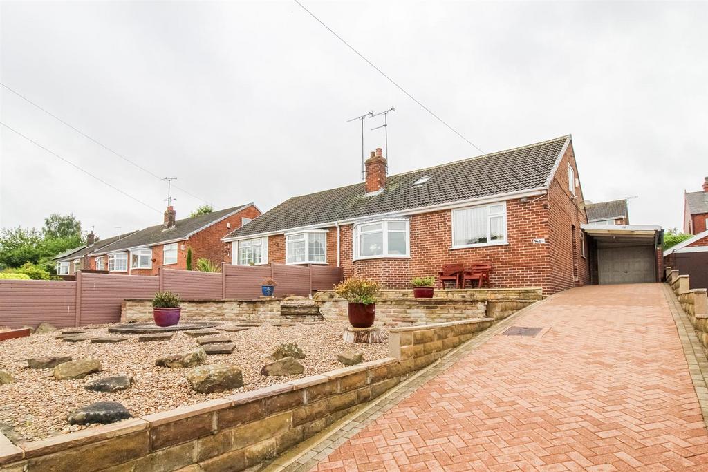 Manor Croft, Normanton WF6 3 bed semi-detached bungalow - £200,000