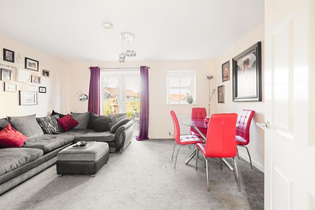 Sturmy Close, Brentry 3 bed end of terrace house - £350,000