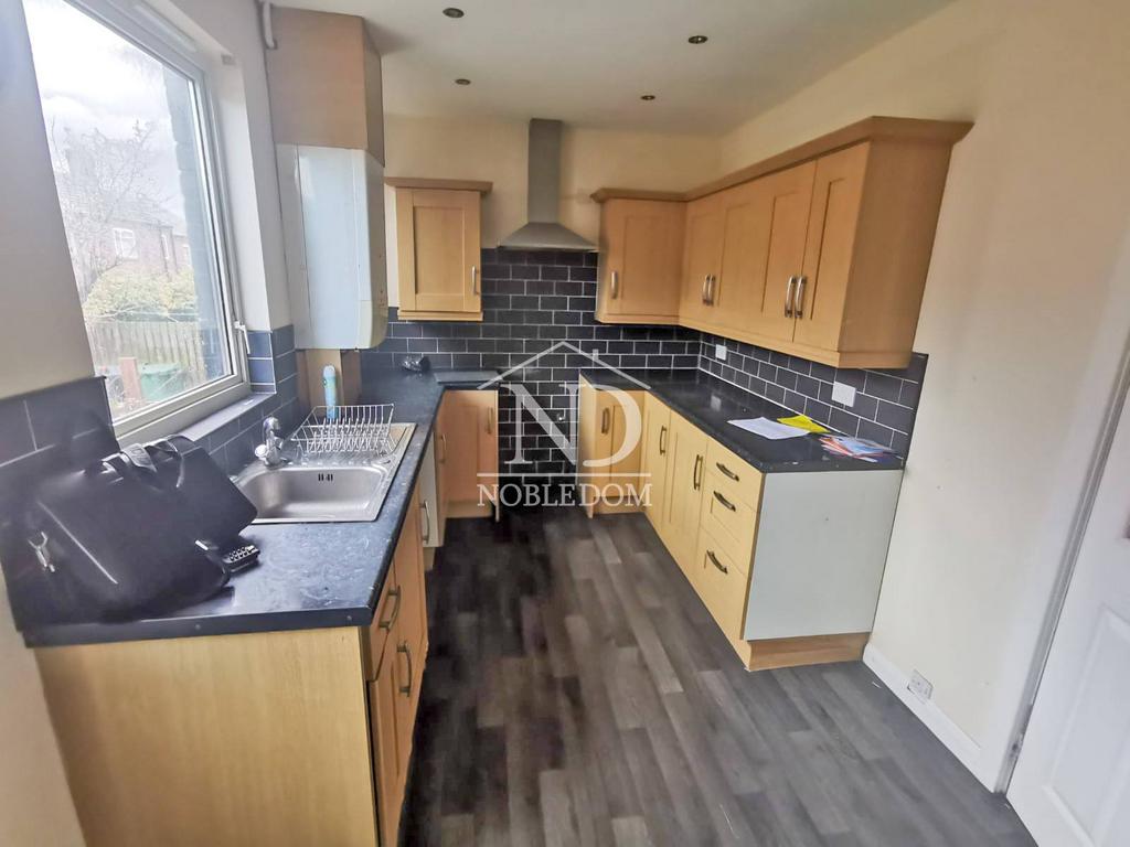 Leeds, LS9 3 bed terraced house - £899 pcm (£207 pw)