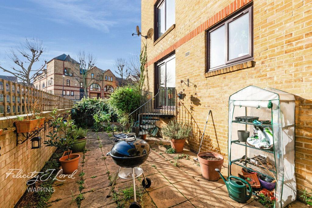 Fowey Close, Wapping, E1W 4 bed terraced house for sale - £1,200,000