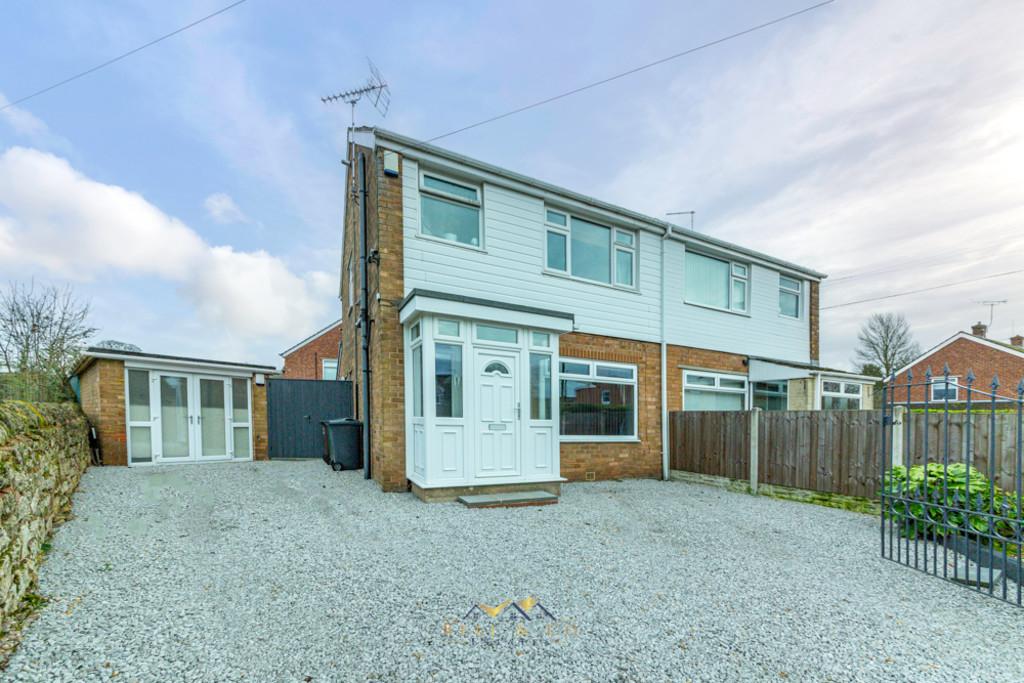 Quarry Lane, Sheffield S25 3 bed semi-detached house - £240,000