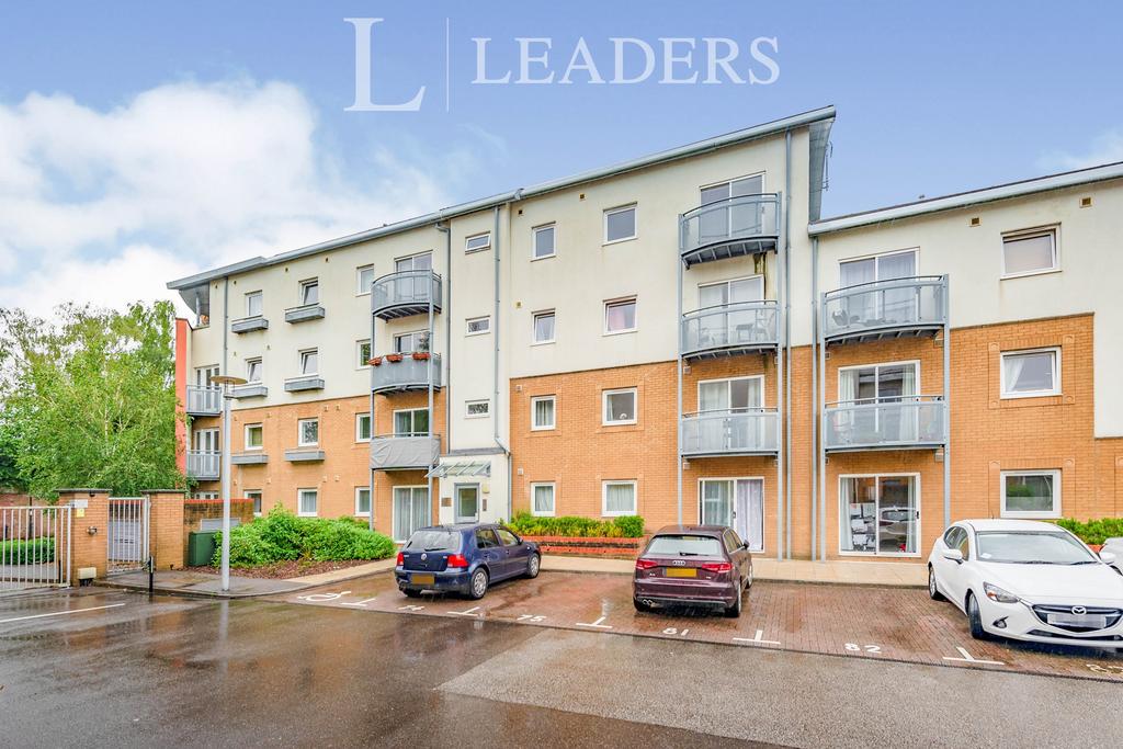 Three Bridges, Crawley 2 bed apartment - £1,450 pcm (£335 pw)