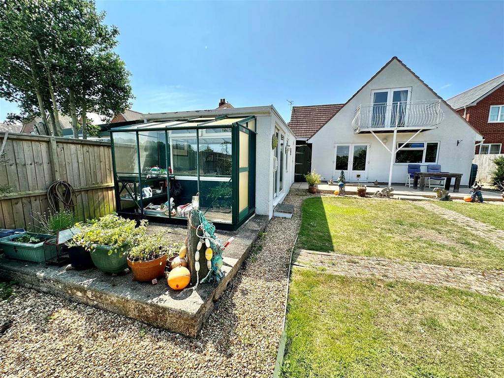 Copse Lane,Freshwater 4 bed detached house for sale - £535,000