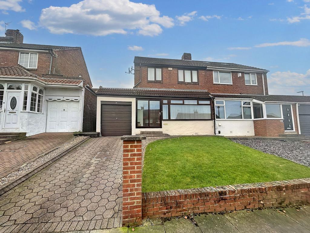 Mountside Gardens, Dunston... 3 bed semi-detached house - £195,000