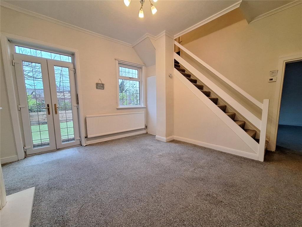 Chadderton Fold, Chadderton, Oldham, OL1 2 bed semi-detached house for ...