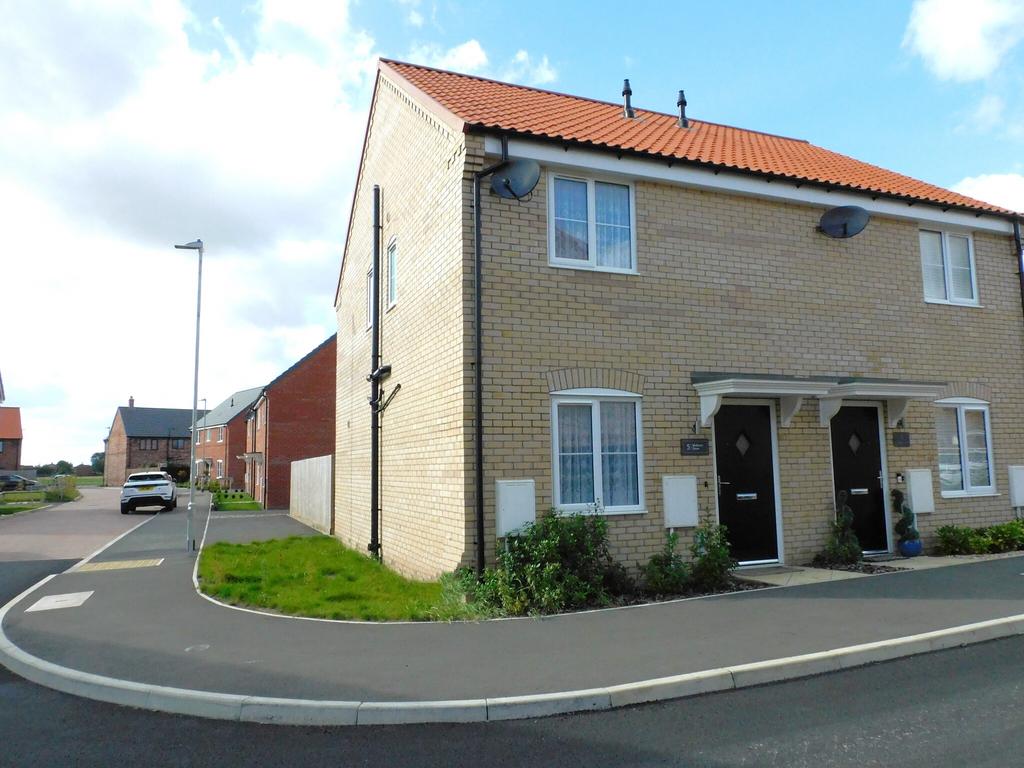 Holbeach Pe12 2 Bed Semi Detached House For Sale £179 995
