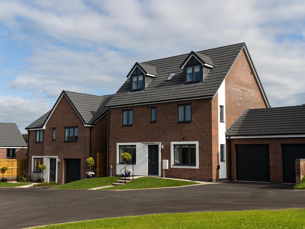 Plot 54, The Brightstone at... 5 bed detached house - £485,000
