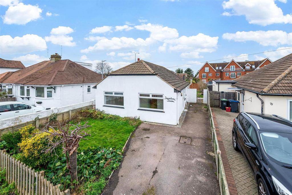 Russell Drive, Whitstable CT5 2 bed detached bungalow - £315,000