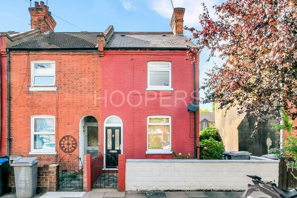Gresham Road, London, NW10 3 bed end of terrace house for sale - £499,950