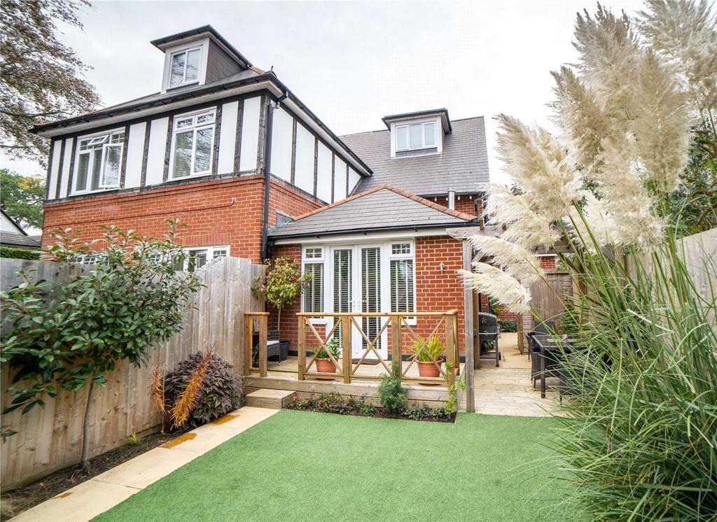 Sandecotes Road, Lower Parkstone... 3 bed apartment - £487,250