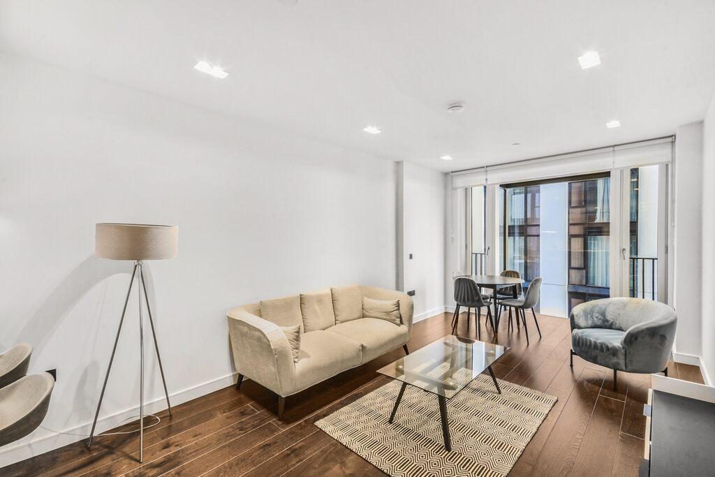 Casson Square, SE1 1 bed apartment for sale - £875,000