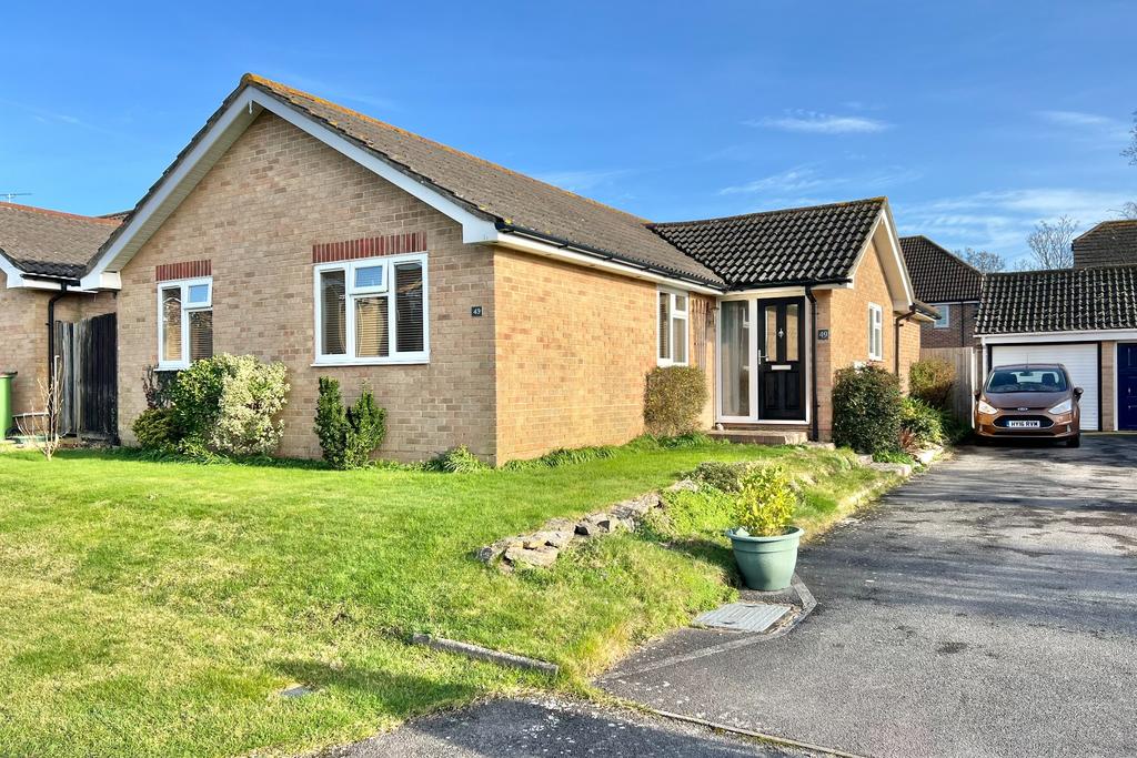 Pound Gate Drive, Titchfield Common 3 bed detached bungalow for sale ...