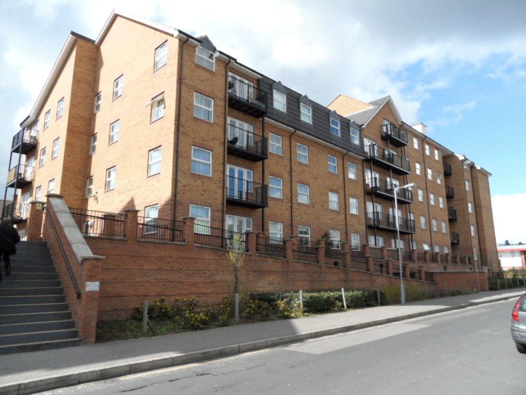 Holly Street, Luton, Bedfordshire 1 bed apartment - £160,000