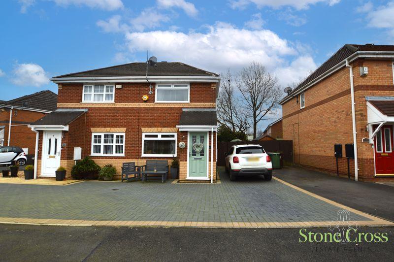 Mullein Close, Lowton, WA3 2GL 2 bed semi-detached house - £214,950