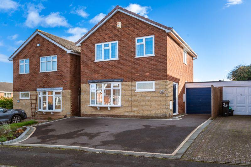 Monteagle Drive Kingswinford Dy6 3 Bed Detached House For Sale £315 000