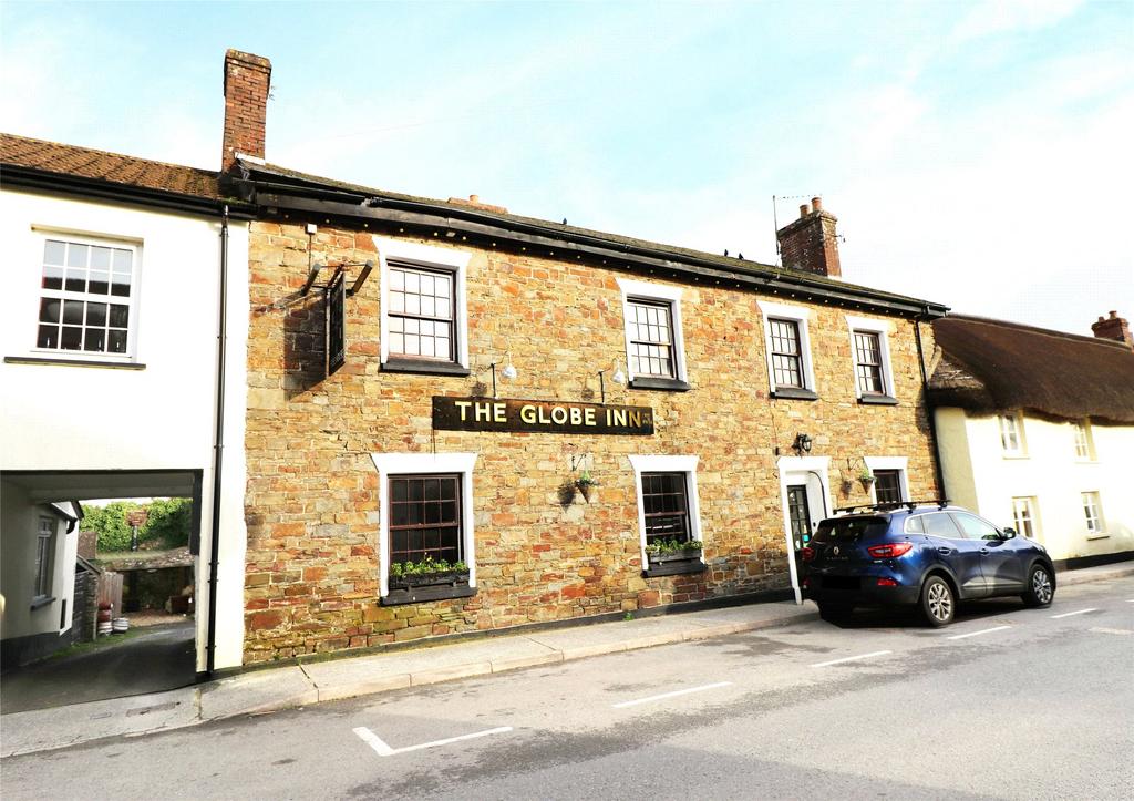 Beaford, Winkleigh, Devon, EX19 4 bed house - £375,000