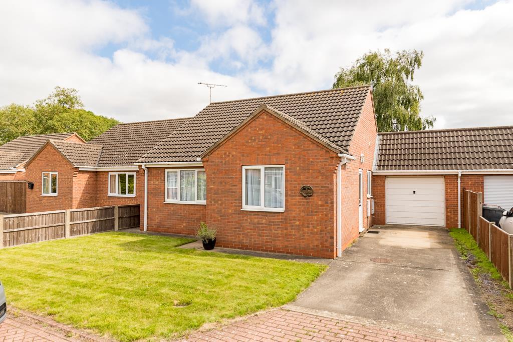 The Millfield, Hibaldstow, Brigg 2 bed detached bungalow - £240,000