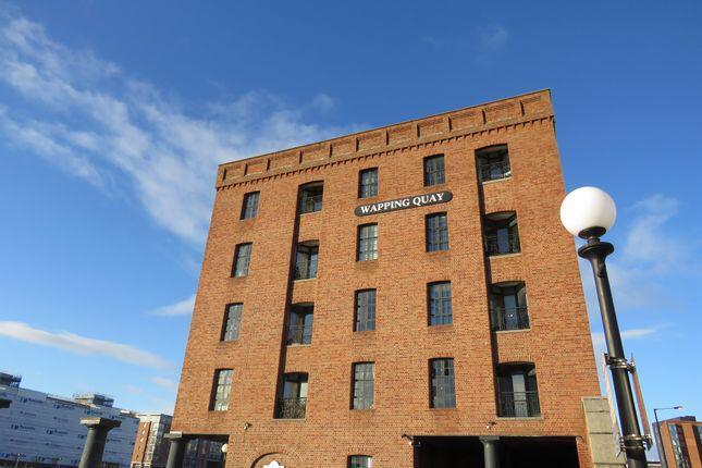 West Quay, Wapping Quay, Liverpool 2 bed apartment - £230,000