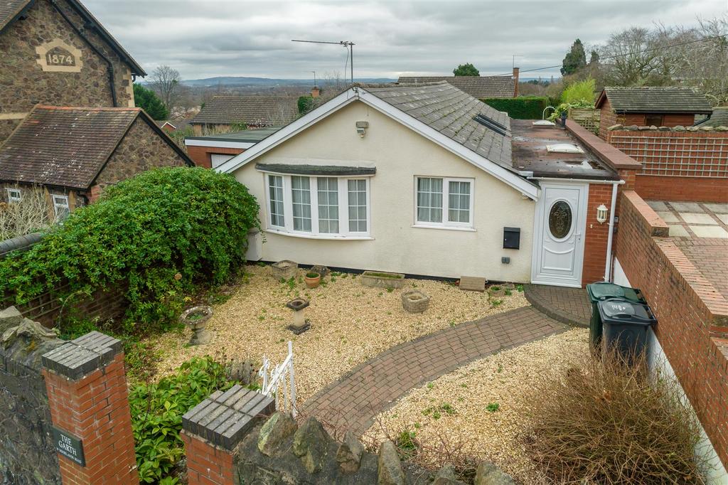 Moorlands Road Malvern 2 Bed Detached Bungalow For Sale £375 000