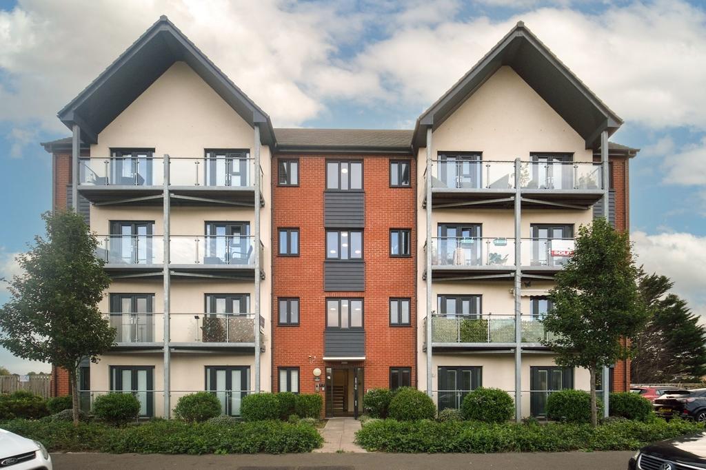 Newport, Newport NP19 2 bed apartment - £170,000