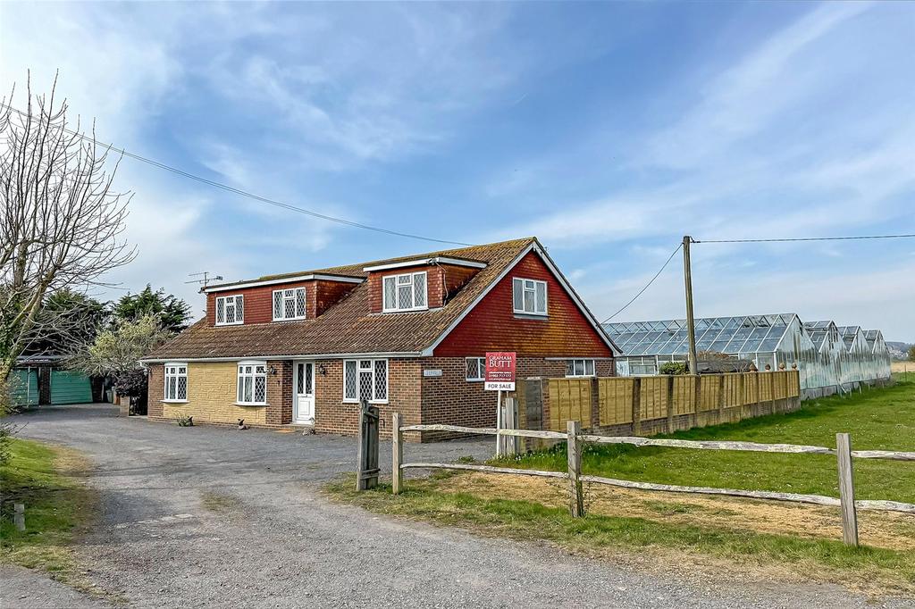 Old Mead Road, Lyminster... 4 bed detached house - £725,000