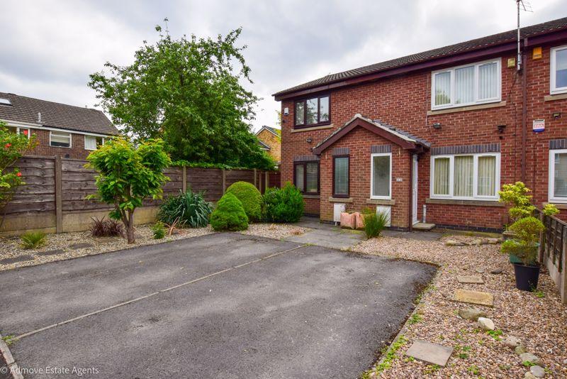Thorngrove Avenue, Wythenshawe, M23 9PQ 2 bed terraced house - £200,000