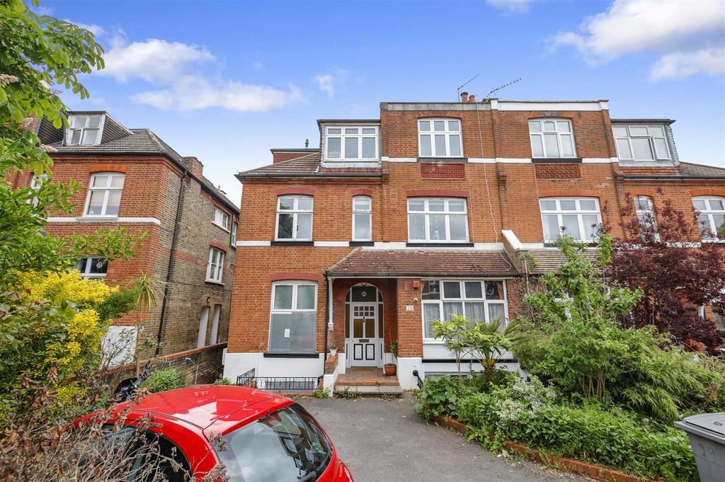 Chatsworth Road, London NW2 1 bed flat for sale - £290,000