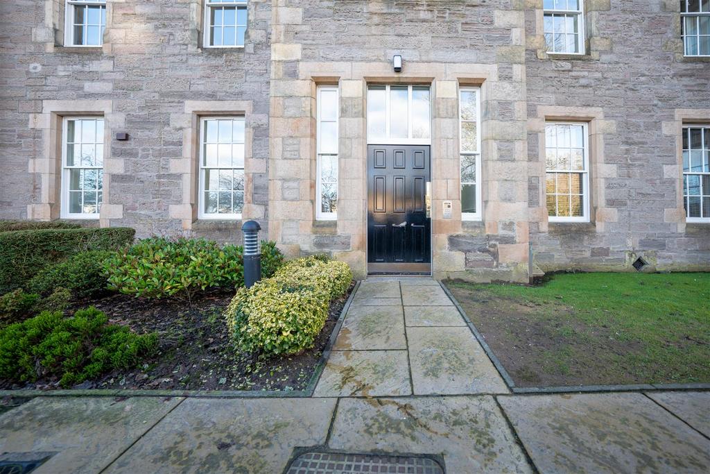Glasgow Road, Perth 2 bed apartment - £168,950