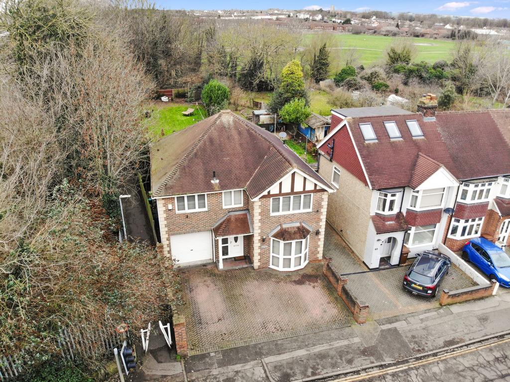 Gillingham, Gillingham ME7 4 bed detached house for sale - £475,000