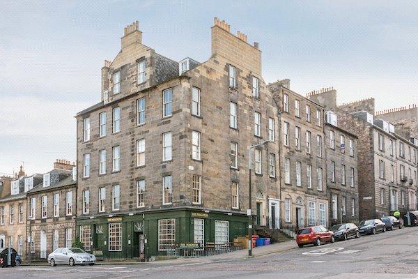Dublin Street, Edinburgh, EH1 4 bed flat - £2,200 pcm (£508 pw)