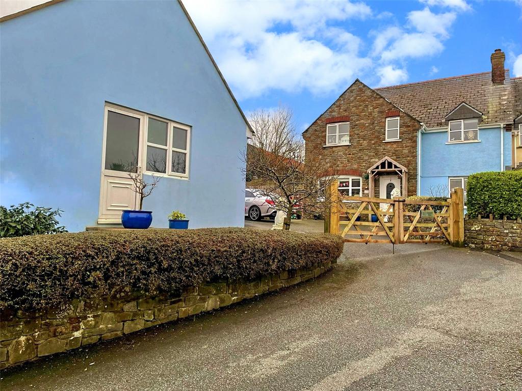 Cromwell Drive Redberth Tenby Pembrokeshire Sa70 4 Bed Semi