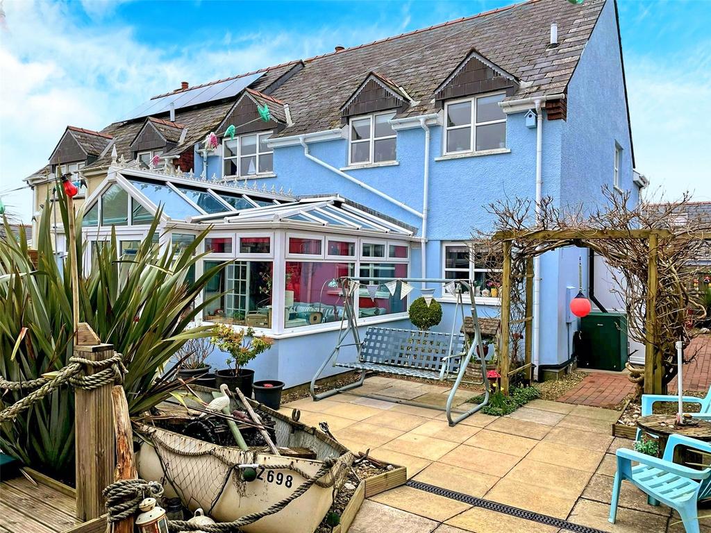 Cromwell Drive Redberth Tenby Pembrokeshire Sa70 4 Bed Semi