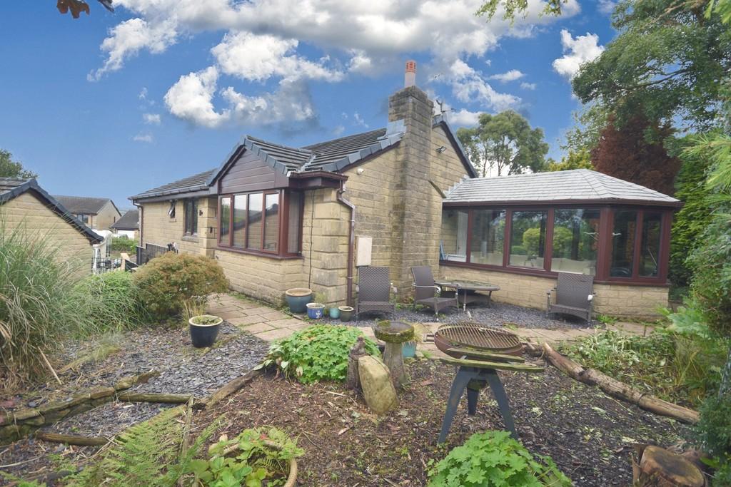Waingap View, Whitworth OL12 3 bed detached bungalow - £290,000