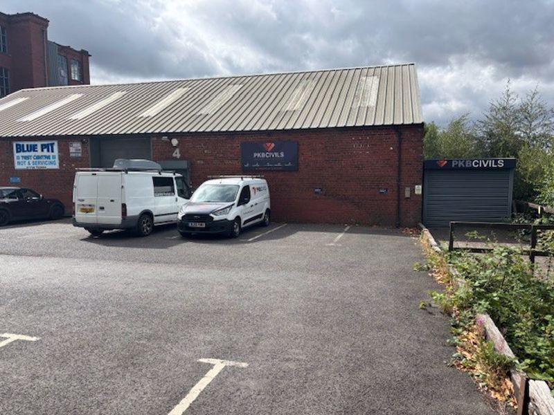 Unit 4 Bluepit Mill, Queensway... Property - £18,000 pcm (£4,154 pw)